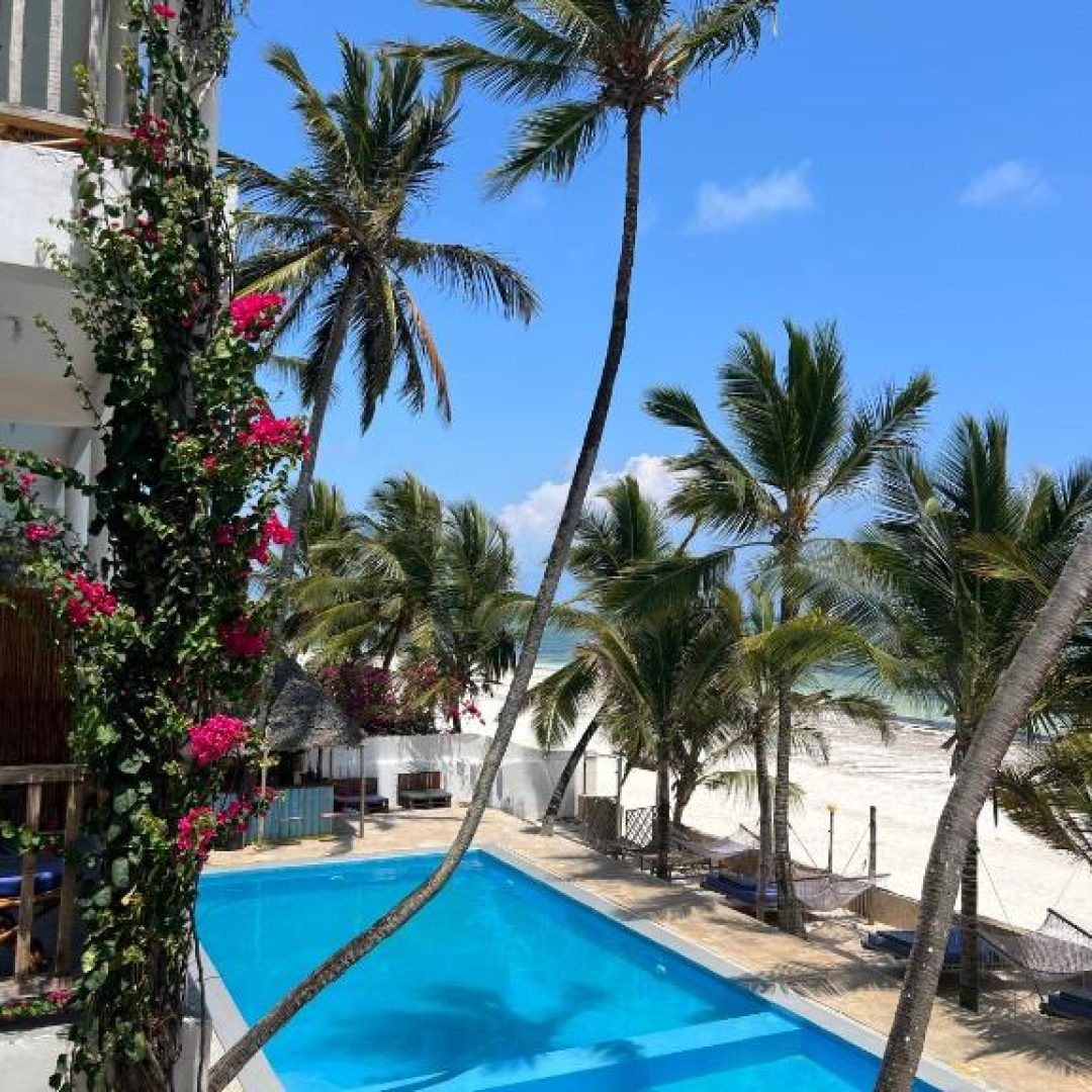 🏝️ Jafferji Beach Retreat, Zanzibar, Sejur 6, 7, 8, 9 Nopti - Let's Go ...